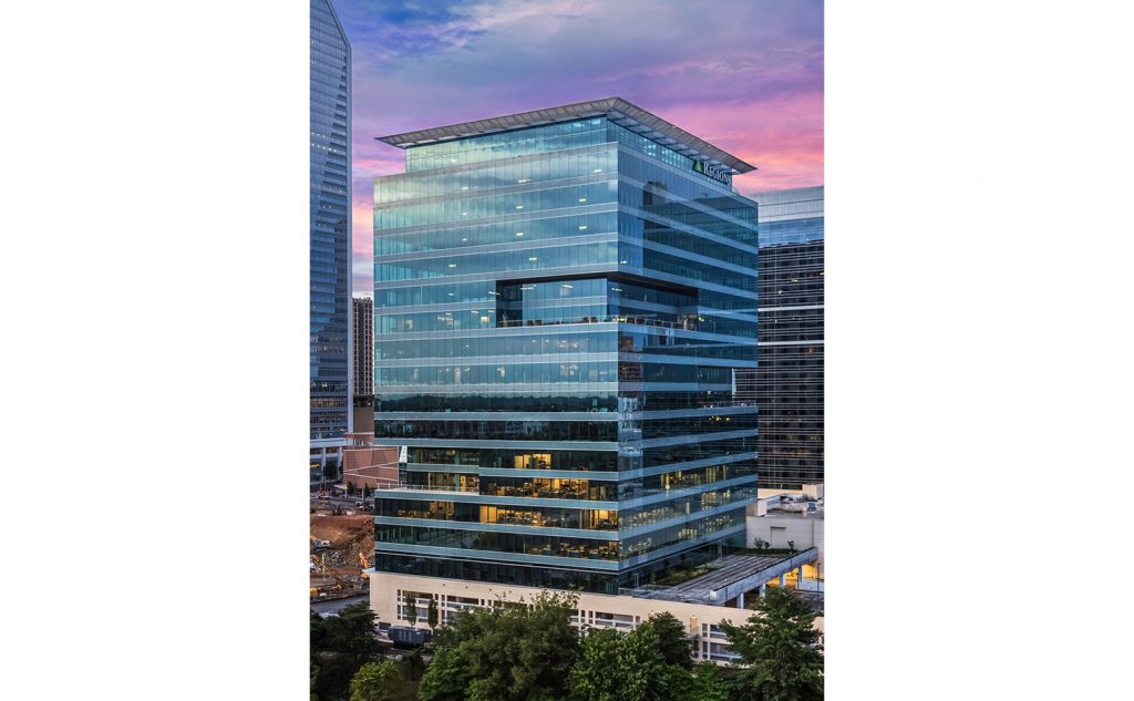 615 South College : Portman Architects