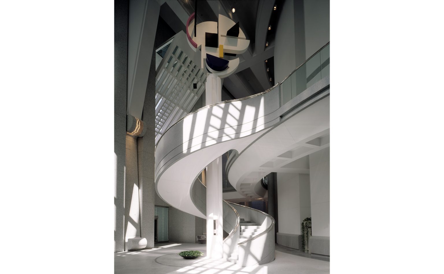 Suntrust Plaza : Portman Architects