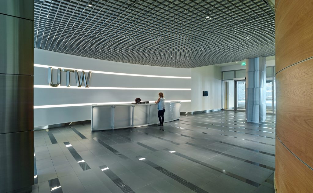 Union Tower West : Portman Architects