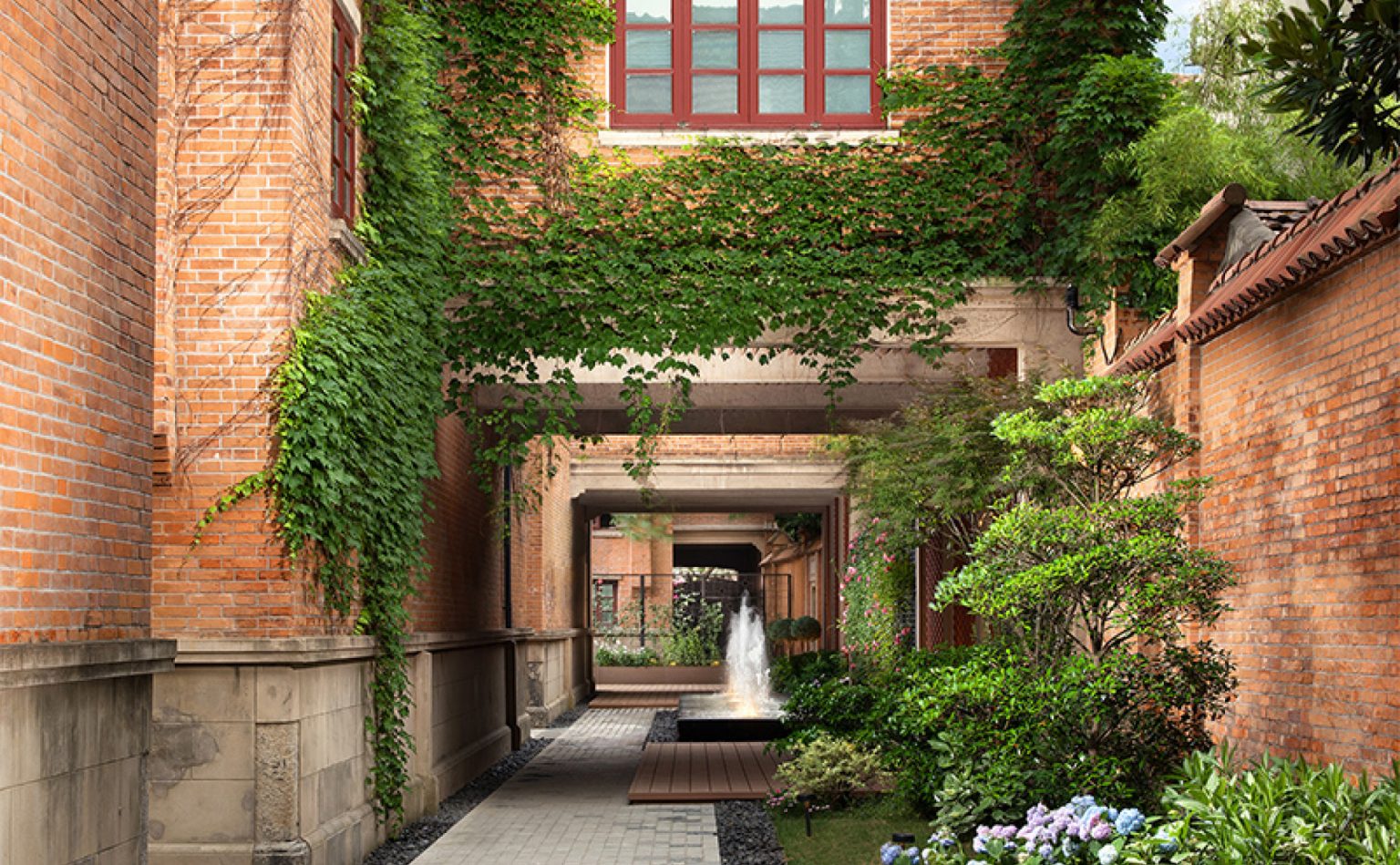 Jian Ye Li : Portman Architects