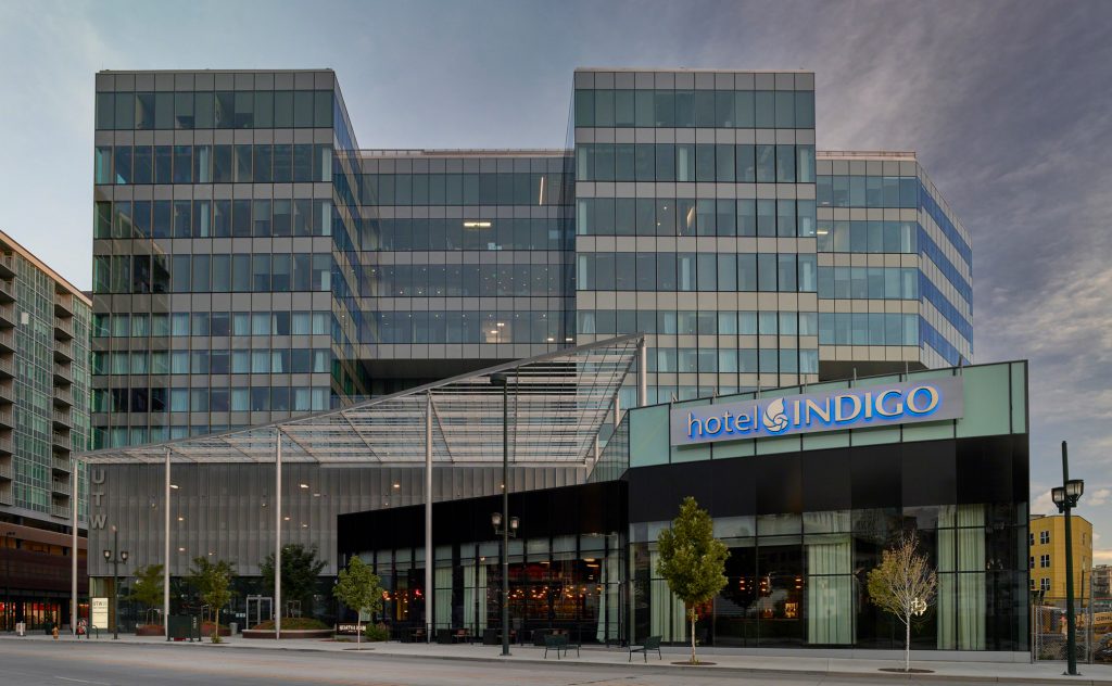 Union Tower West : Portman Architects