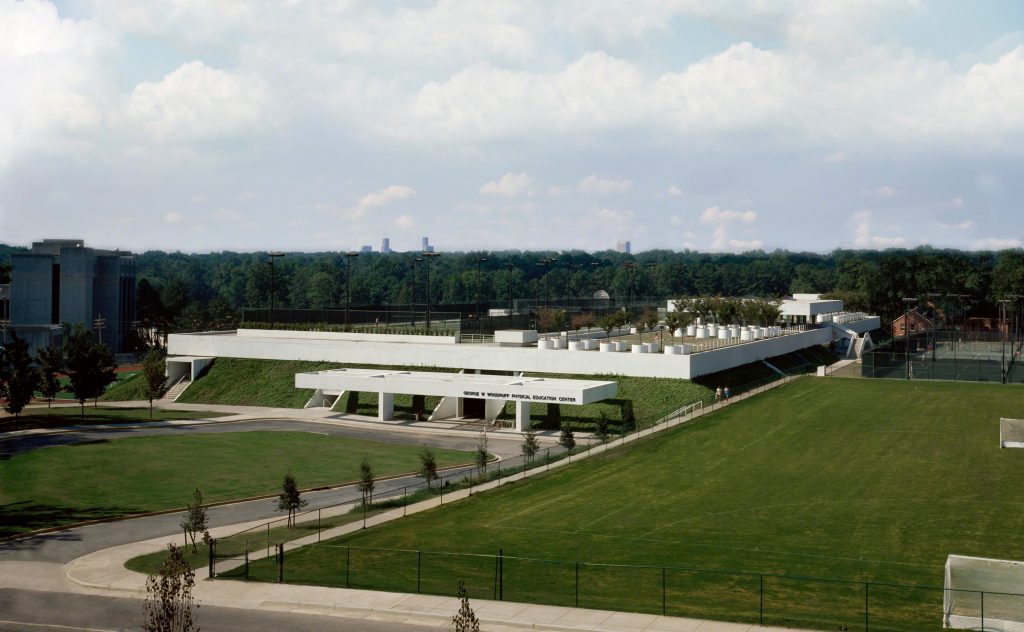 Physical Education Center – Emory University : Portman Architects